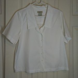 TravelSmith | Tops | Travel Smith White Short Sleeve Blouse | Poshmark